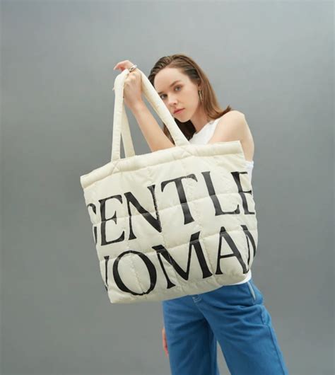 Gentle Woman Puffer Bag On Carousell