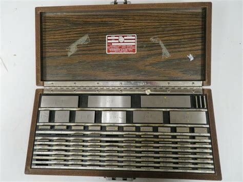 Starrett Webber S2C88MA1 88 Piece Square Metric CroBlox Gage Block