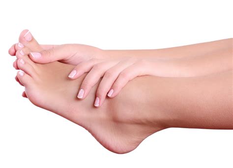 Трескается кожа между пальцев ног