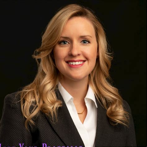 Amanda Biles Ph D Director Of Public History And Assistant Professor Of History And