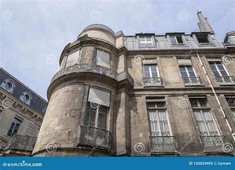 Typical Parisian Building Paris Haussmann Style Architecture Stock