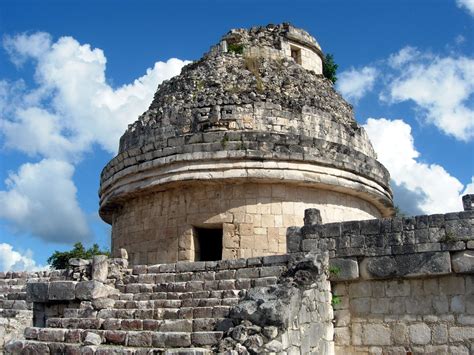 2048x1282 Chichen Itza Wallpaper For Desktop Coolwallpapers Me