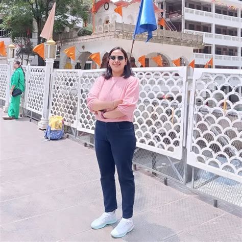 Pooja Pandit (@_pandit_pooja_) • Threads, Say more