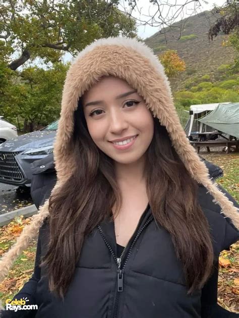 Pokimane Bio Wiki Age Height Net Worth Zodiac Sign Social Media