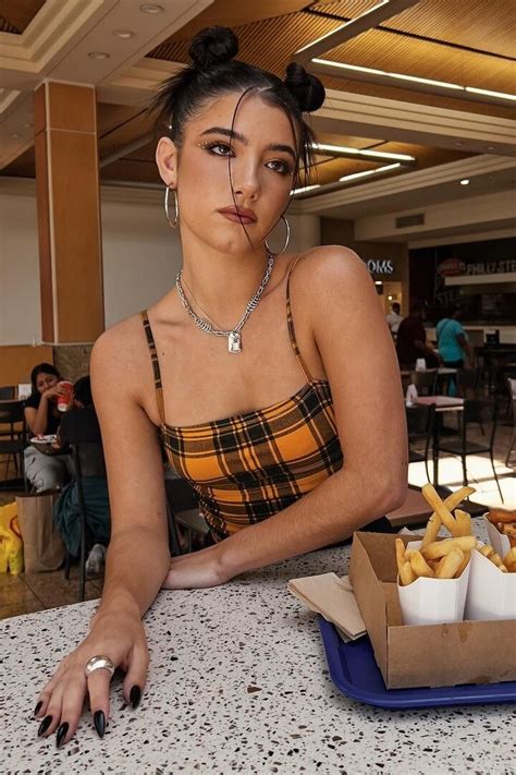 Charli Damelio Instagram September 23 2022 Star Style