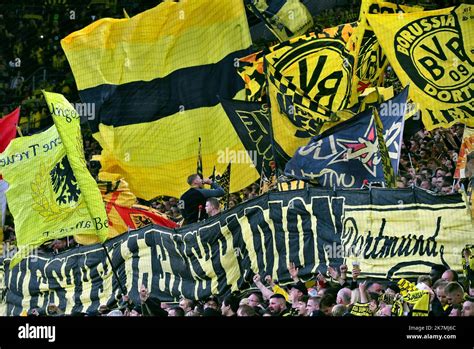 Bundesliga Signal Iduna Park Dortmund Borussia Dortmund Vs Fc Bayern