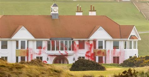 Donald Trumps Turnberry Golf Resort Vandalised By Pro Palestine