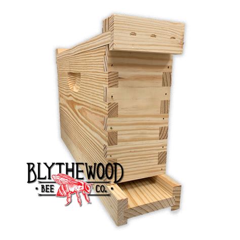 2 Frame Queen Rearing Nuc — Blythewood Bee Company