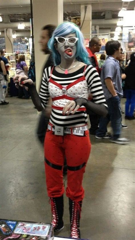 Pin By Sam On M E N S A M Monster High Cosplay Cosplay Outfits