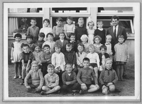 Photo De Classe Cp De 1962 Ecole Du Centre Copains Davant