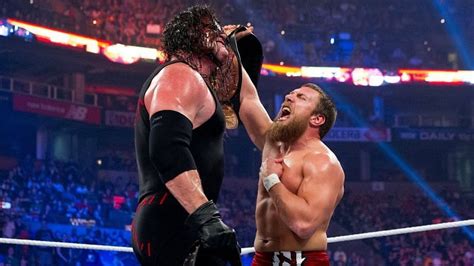 Kane Praises Daniel Bryan For Helping Him Embrace Comedy In Team Hell No