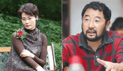 65岁潘虹逛超市被偶遇，气质优雅精神足，被要签名却神情古怪？
