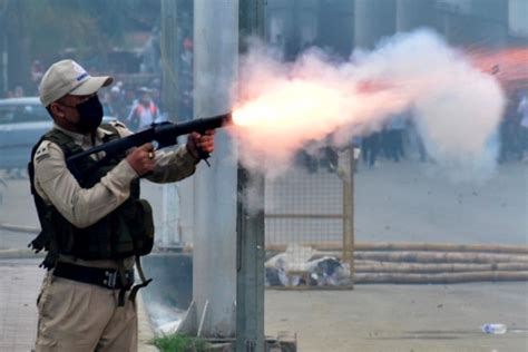 မြန်မာစစ်သွေးကြွ ၉၀၀ ခန့် ဝင်လာမယ်ဆိုတဲ့ သတင်းတွေကြောင့် မဏိပူရ်ပြည်နယ်မှာ အမြင့်ဆုံးအဆင့် တပ်လ