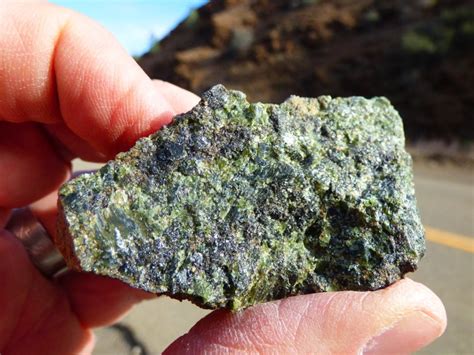 Peridotite Dunite Rock Definiton Properties And Uses