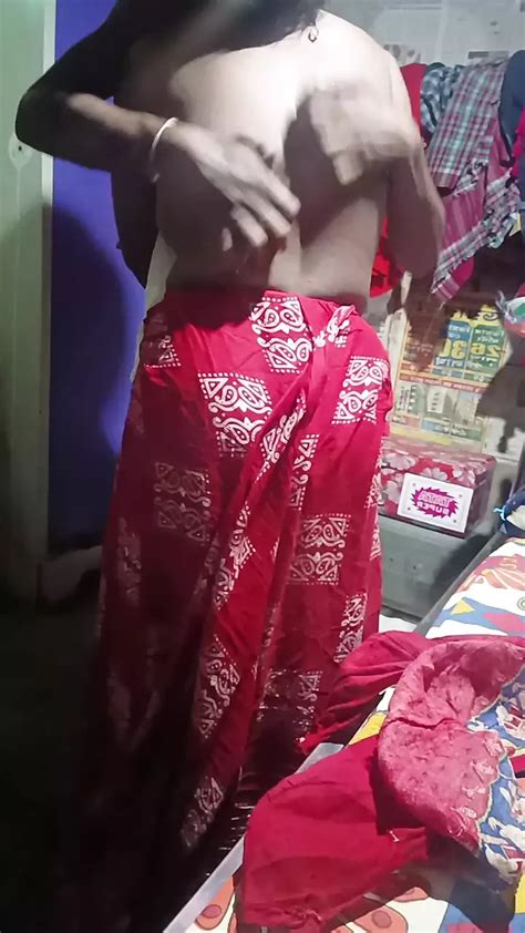 In Order To Become A Sex Star Stepmom Opened Her Saree Blouse And Gave An Interview XHamster