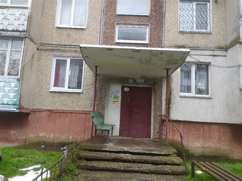 1 2 частина двокімнатної квартири загальною площею 44 9 кв м житловою площею 27 7 кв м що