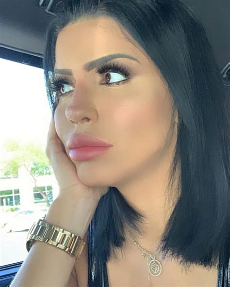 Larissa Lima Decries Toxic Social Media Thousands Of Real Men Know I M Hot The Hollywood