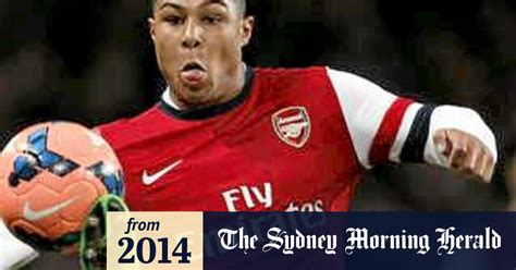 Walcott Injury Forces Arsenal Rethink
