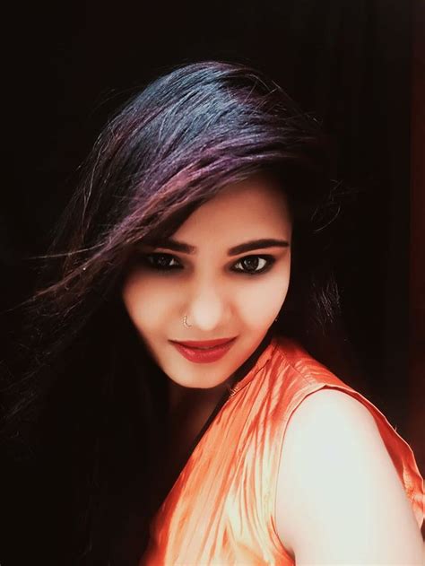 Neelam Thakur Biography Facts Famous