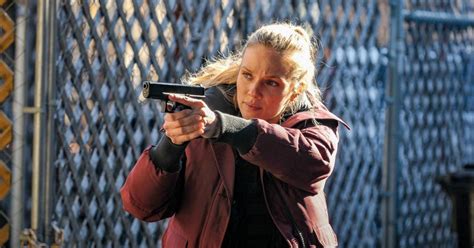 Is Tracy Spiridakos Leaving Chicago Pd