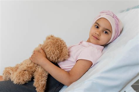 Células estaminais uma opção terapêutica eficaz no cancro pediátrico