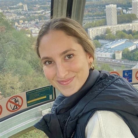 Inés Paris 4e Paris Étudiante espagnole en 3eme année de Licence à