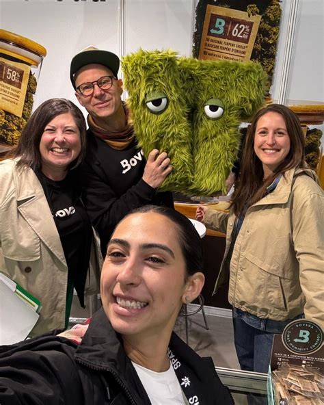 Boveda Bovedafresh Humiditycontrol Keepitfresh Cvault Spannabis Boveda Cannabis