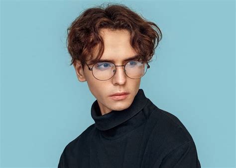 Top 20 Ideal Hairstyles For Men With Glasses Hairstylecamp Top