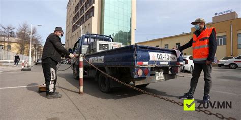 Зөвшөөрөлгүй барьсан төмөр шон хаалт хайсуудыг буулгаж эхэллээ