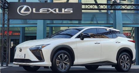 純電休旅lexus Rz450e首度亮相 攜手美國天團嗨翻北市 財經 Ctwant