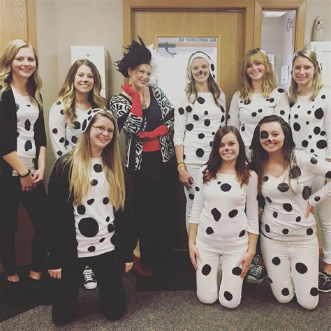 10 Best Group Halloween Costume Ideas For Work 2024