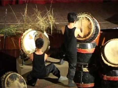 24 festive drum 二十四节令鼓 YouTube