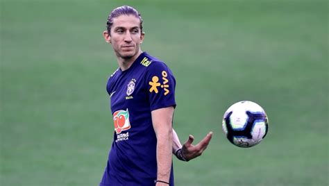 Mundo Positivo Segundo Jornal Barcelona Rejeita Contratação De