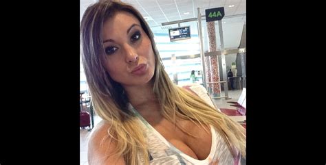 Foto Assessor De Andressa Urach Nega Que Ex Vice Miss Bumbum Irá