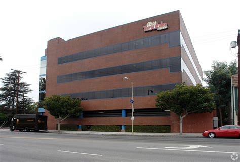 12925 Riverside Dr Sherman Oaks Ca 91423 Office For Lease Loopnet