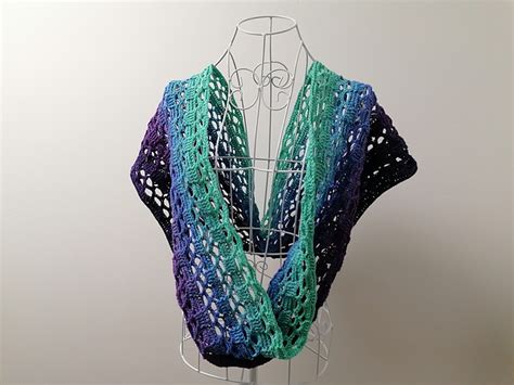 Ravelry Loop Shawl „amalia“ Pattern By Barbara Engler