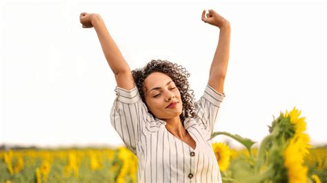 19 Micro Habits That Dramatically Increase Your Intelligence Yourtango