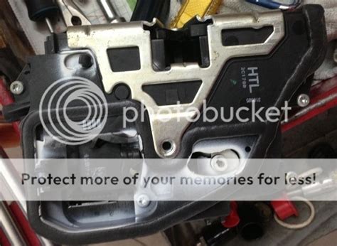 E90 Car Door Lock Problem Bmwsg Singapore Bmw Owners Discussion Forum
