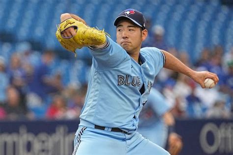 Astros Bolster Rotation With Jays Lefty Kikuchi 700 Espn