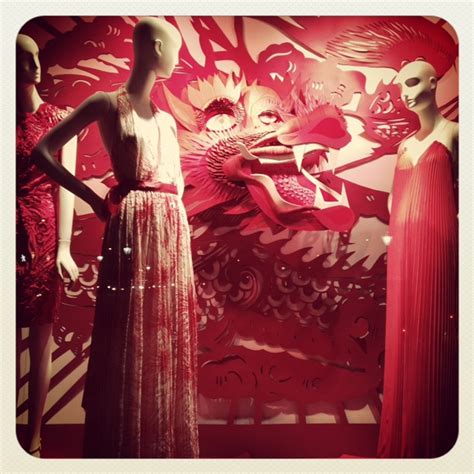 Bergdorf Store Window Display Use Of Monotone Colour Scheme Red With