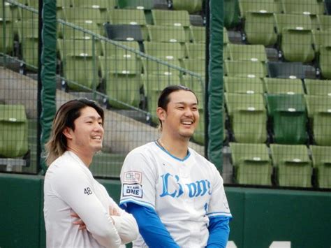 【動画】「大人っぽいし凛々しい」甲子園の〝ヒーロー〟西武の1年目投手が高速警察隊長に ファン「ちょっと笑い取りに行ってるやん笑」：「おっ