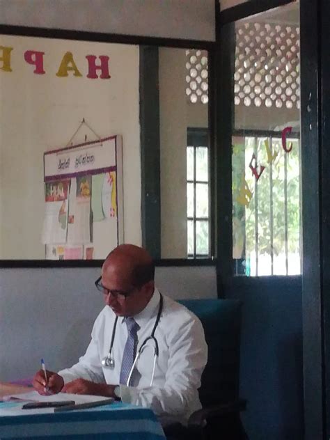 අද දින සිය ජන්ම දිනය සමරන Ayurveda Hospital Narammala Facebook