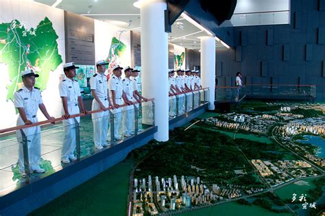 官兵感受城市发展脉动 多彩宣城 中宣在线 宣城最权威的新闻门户网站