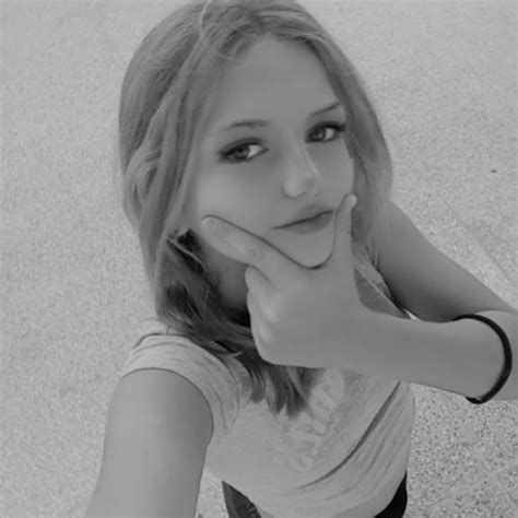 Sofiaisabela Youtube