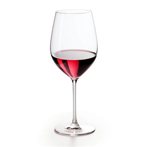 Copa De Vino Tinto Aislado Sobre Un Fondo Blanco Foto Premium