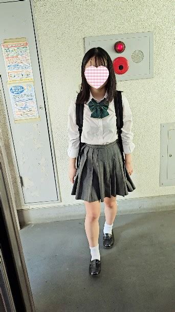 ロリロリ顔j〇？ シャツの隙間からブラ見えてる。エレベーター盗撮｜palpis（パルピス）