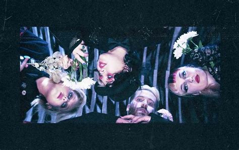 Les Crawlers Partagent Un Nouveau Single Voudriez Vous Venir Mes