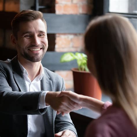 Sex Education Perché è Importante Che Ci Sia Un Personaggio Con