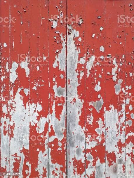 페인트를 벗기는 붉은 추상적 배경과 균열이있는 오래된 벽 콘크리트 벽은 빨간색으로 칠했다 패턴과 질감 그런지 이미지 기법에 대한 스톡 사진 및 기타 이미지 Istock