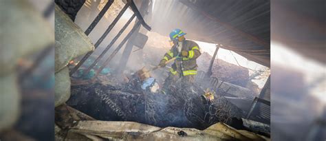 Una Persona Resulta Lesionada Tras Voraz Incendio Que Consumió Una